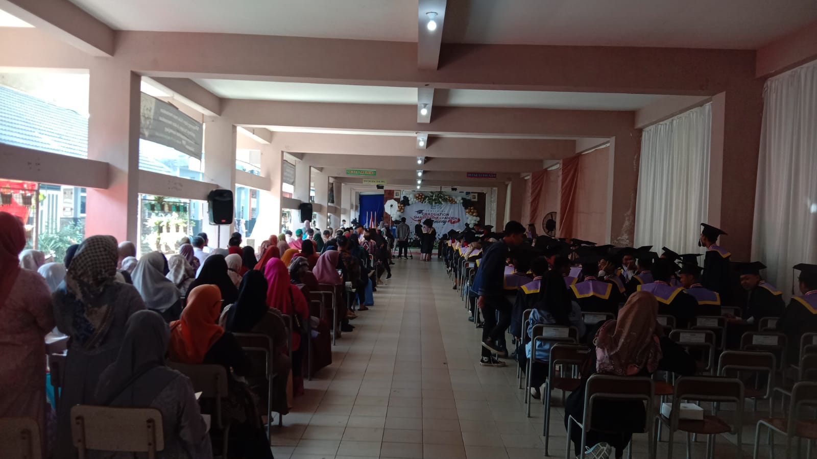 Motivator Tarbiyah Kobarkan Semangat Wisuda SMAISAKA – Tarbiyah AL-QOLAM